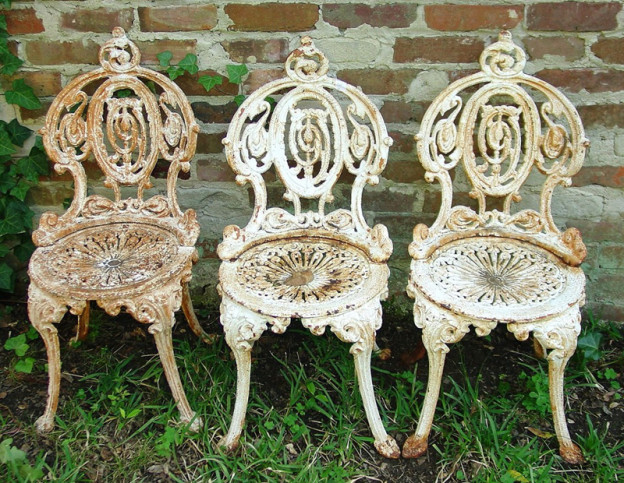 Remove That Stubborn Rust From Your Patio Furniture! - Better HouseKeeper