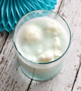 Perfect Party Drink: Blue Raspberry Lemonade Punch - Better HouseKeeper