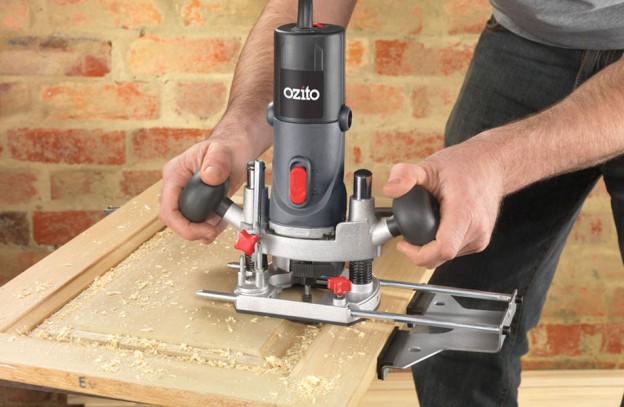 Handling Your Woodworking Router – Safety Tips - Better HouseKeeper